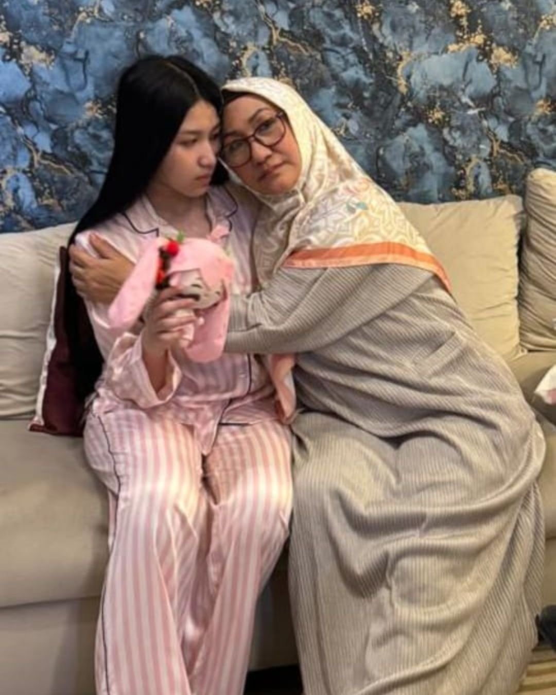 Anneke Putri dan Aqueen Anwar di Arwah Legong : Bali - MEDIA KOTA